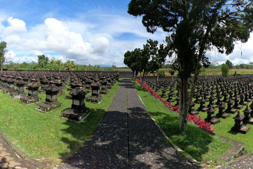 Virtual Exploration, Tombs of Bali's Greatest Heroes - Bali Padma Bhuwana