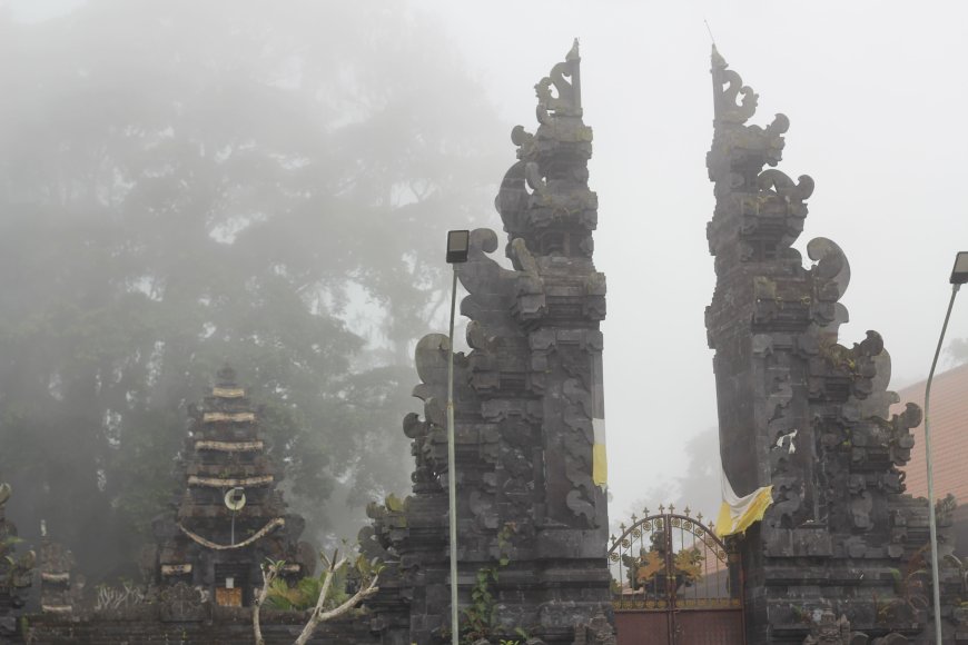 Melacak Warisan Spiritual Pura Indrakila: Tempat Bersemedi Raja Bali ...