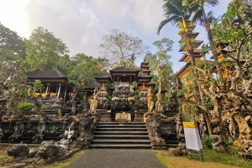 Virtual Tour Of Payogan Agung Gunung Lebah Temple - Bali Padma Bhuwana