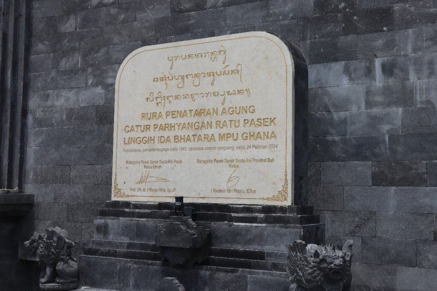 Pura Punduk Dawa: Perpaduan Arsitektur Modern dan Tradisional Bali yang ...