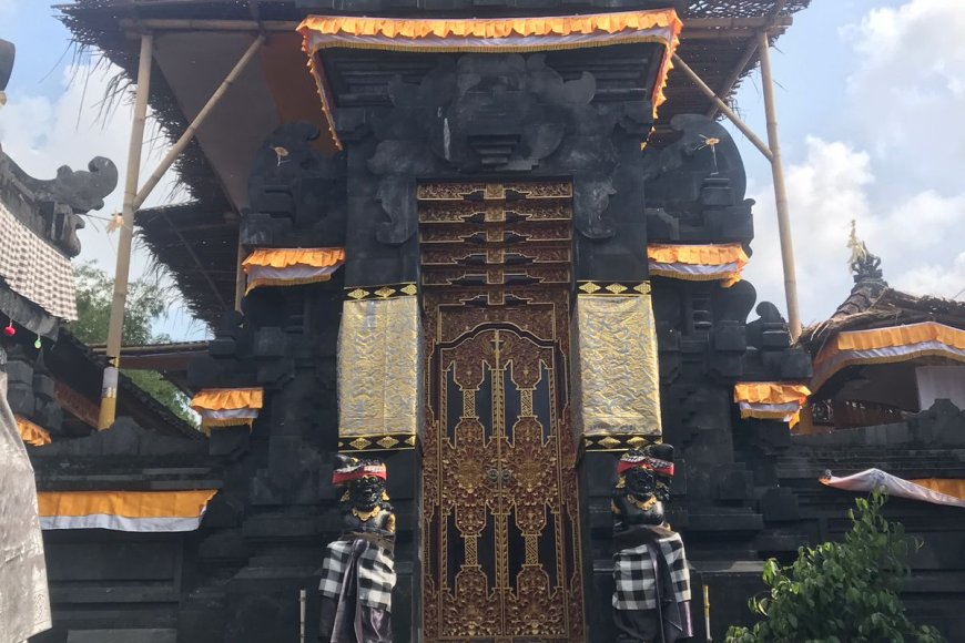 Pura Buda Manis Bujangga Premana Batur Sukawati: Pusat Spiritualitas ...