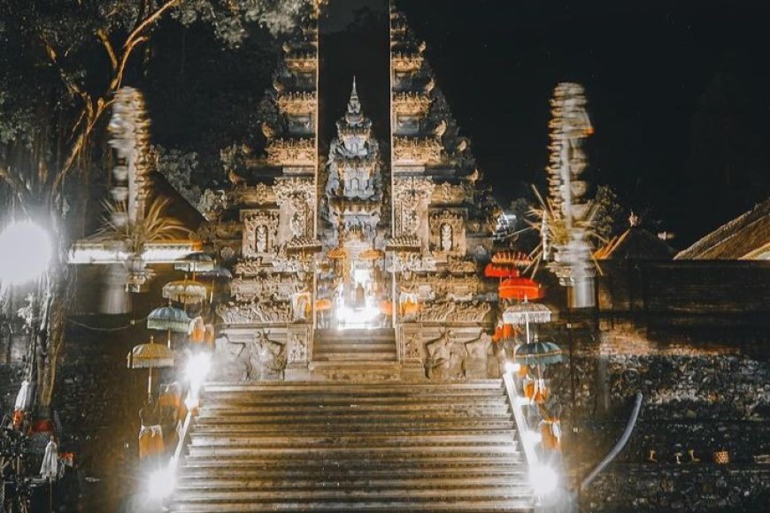 Pura Kayu Selem: Pura Leluhur Pasek Kayuan Yang Berada Di Desa Songan ...