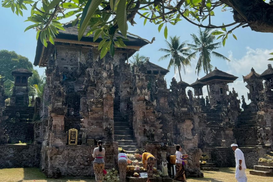 Pura Beji Sangsit: Menelusuri Sejarah dan Keunikan Arsitekturnya - Bali Padma Bhuwana