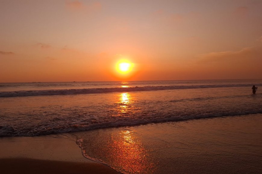 Batu Belig Beach: A Hidden Paradise for Sunset Lovers in Bali - Bali ...