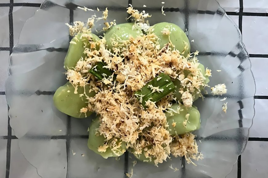 Jaja Klepon: A Delightful and Unique Traditional Balinese Cake - Bali ...