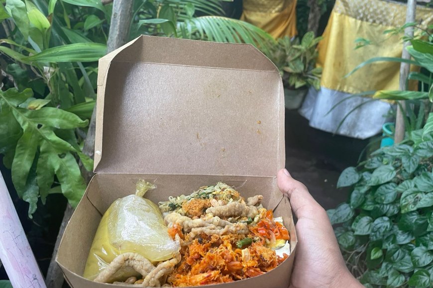 Tipat Blayag: Hidangan Tradisional Bali yang Lezat dan Otentik - Bali ...